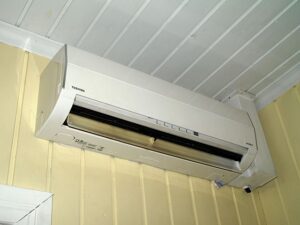 H&R Consultants | How to Clean Your Air Conditioner